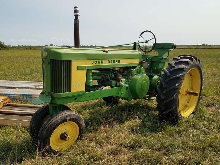 John Deere 520 Tractor - Adam Marshall Land & Auction, LLC