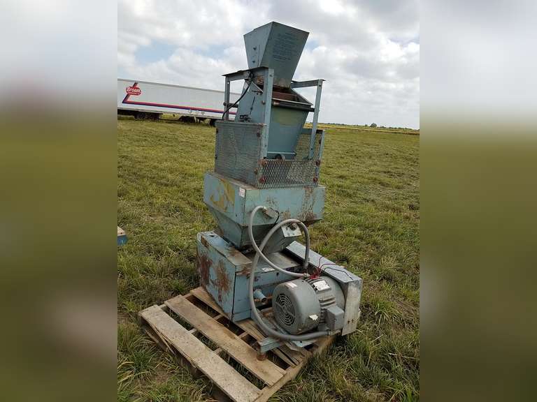Corn Grinder w/ electric motor - Adam Marshall Land & Auction, LLC