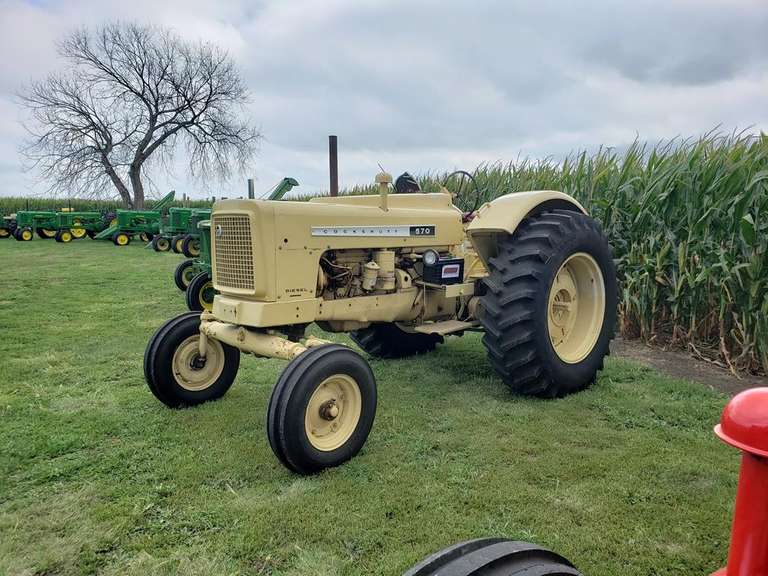 1959 Cockshutt 570 Diesel Tractor - Adam Marshall Land & Auction, LLC
