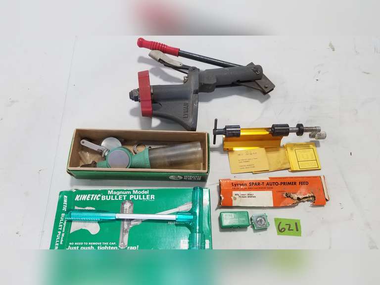 Assorted Reloading - Lyman Reloader, RCBS Uniflow Powder Measure ...