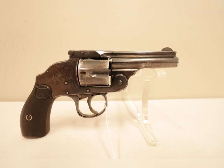 H & R Hammerless Top Break Revolver - 38 S&W - SN: 6488 - Adam Marshall ...