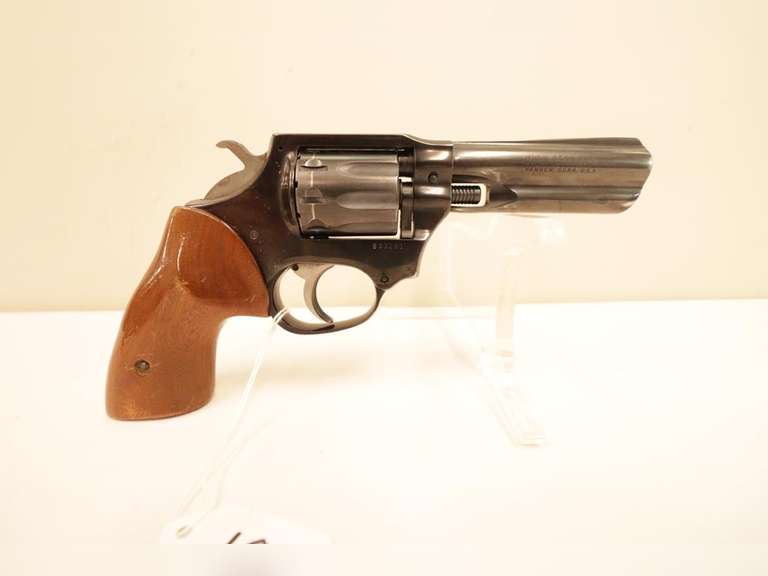 High Standard Model Sentinel Mark IV Revolver - 22 Mag - W/Leather ...