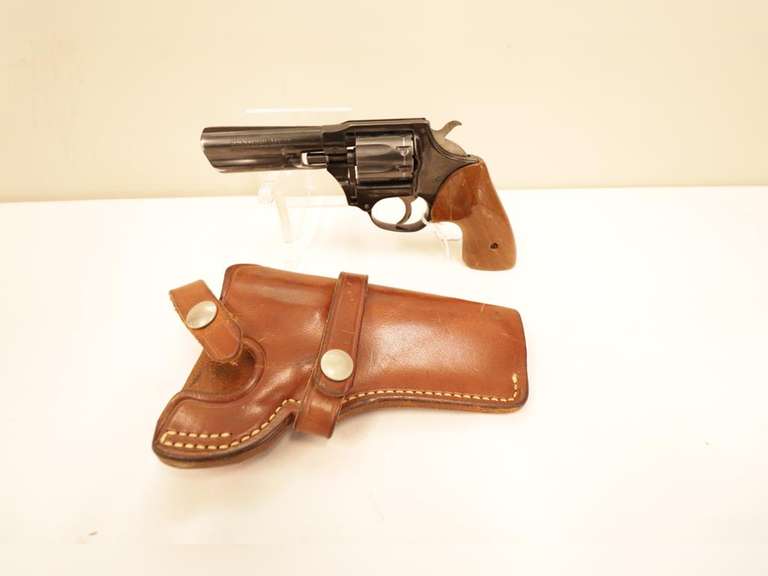 High Standard Model Sentinel Mark IV Revolver - 22 Mag - W/Leather ...