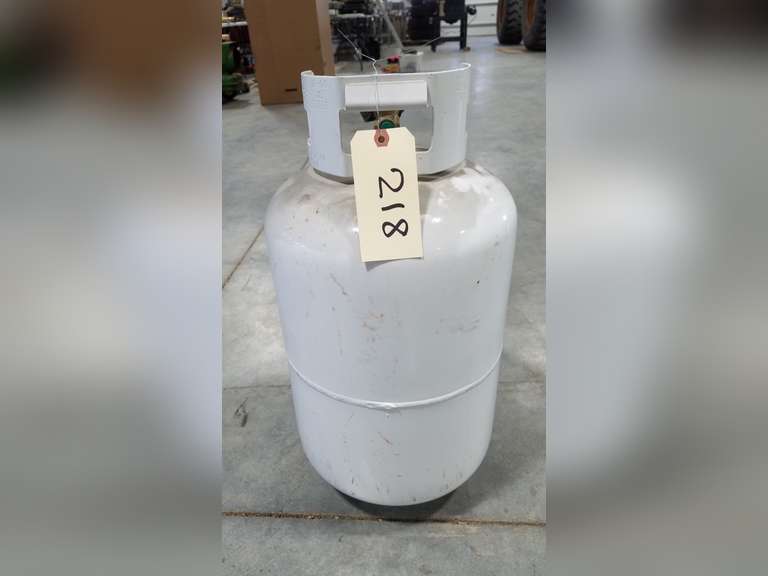 25 Lb Propane Tank - Adam Marshall Land & Auction, LLC