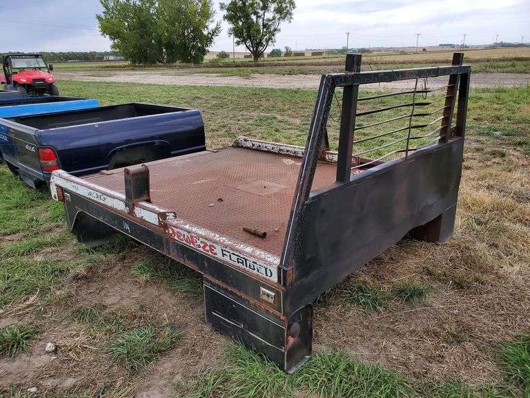 103IN DewEze Flatbed - Adam Marshall Land & Auction, LLC