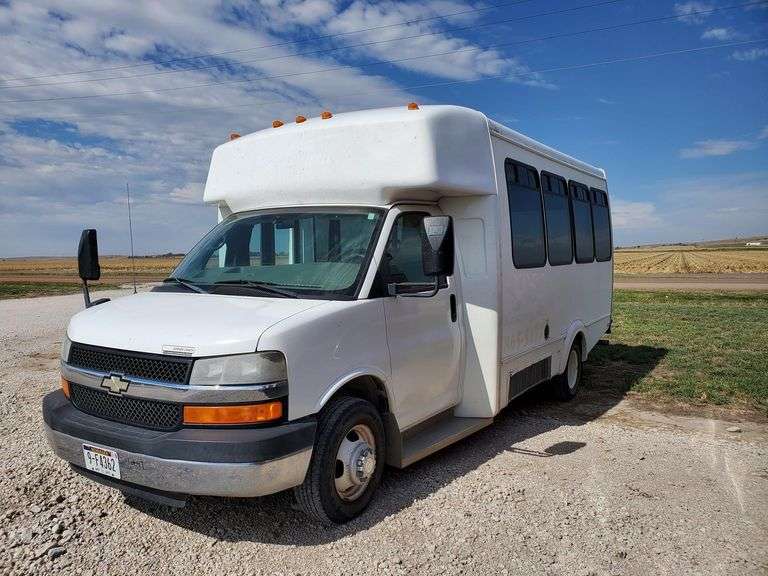 2009 Chevrolet Passenger bus - Adam Marshall Land & Auction, LLC