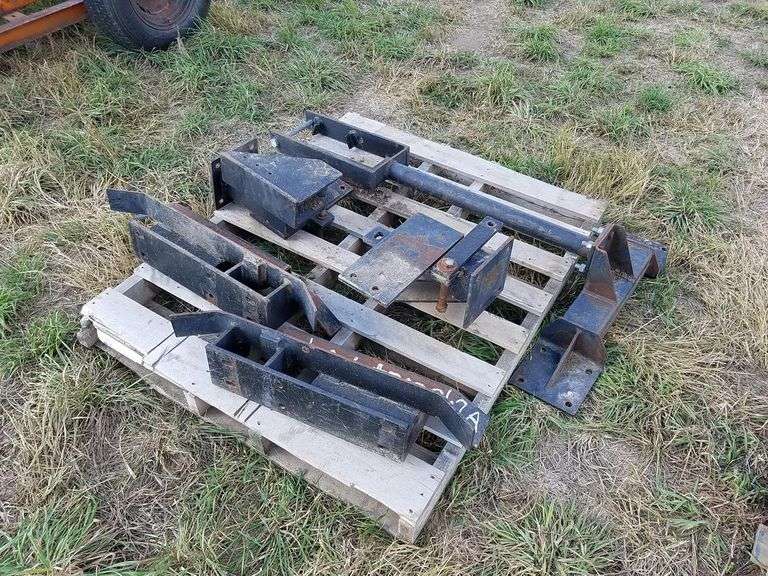 Dual Loader Mounts - Adam Marshall Land & Auction, LLC