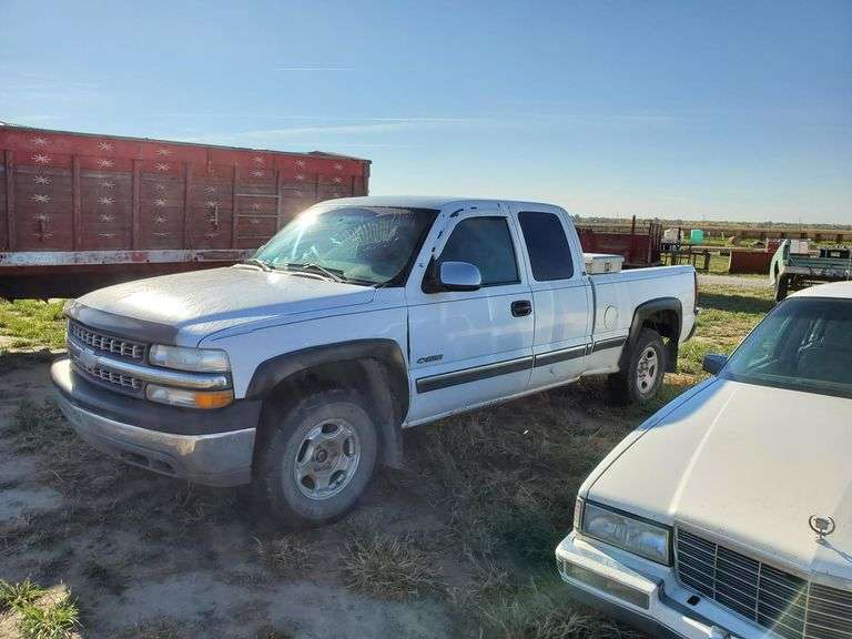 2001 Chevrolet 1500 LT Silverado Extended Cab Pickup - Adam Marshall ...