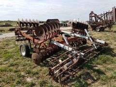 International 470 Disk 18ft - Adam Marshall Land & Auction, LLC