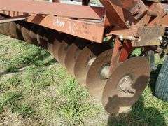 International 470 Disk 18ft - Adam Marshall Land & Auction, LLC