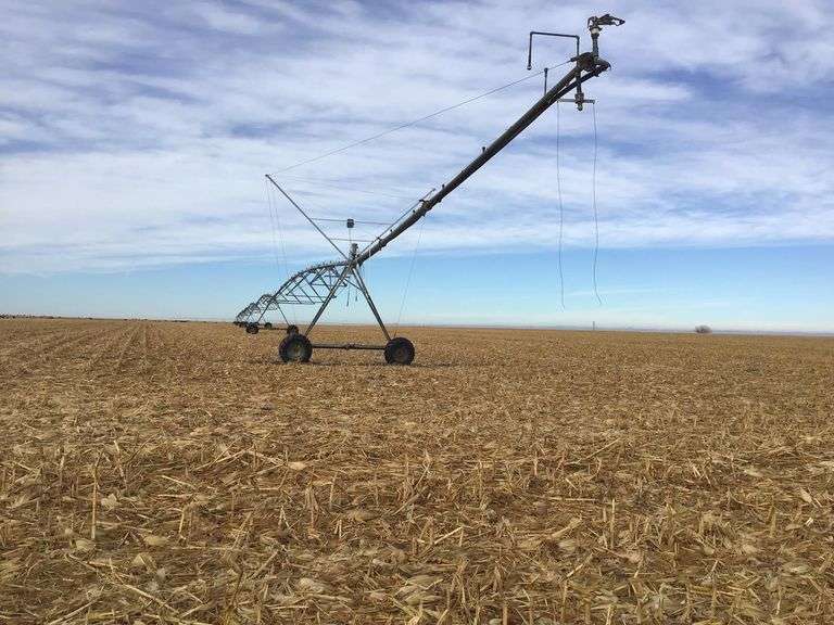 1992 Valley 7 Tower Pivot - Adam Marshall Land & Auction, LLC
