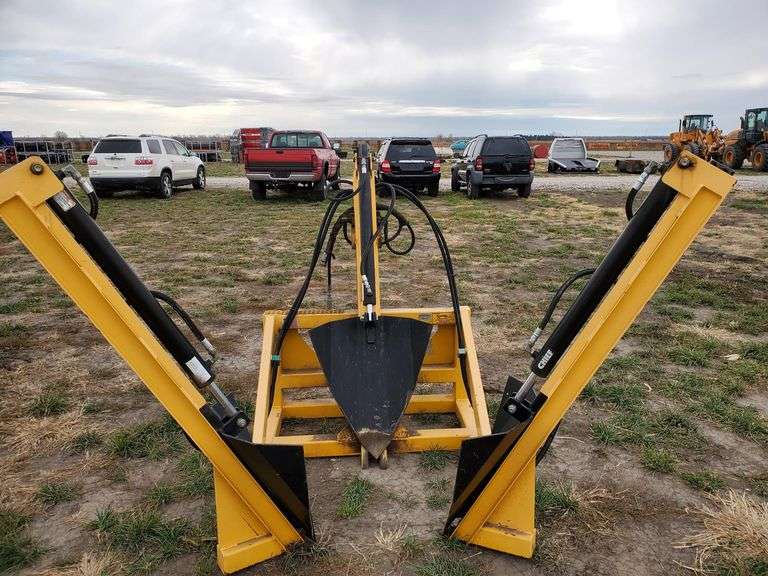 Quality Hydraulic Tree Spade - Adam Marshall Land & Auction, LLC