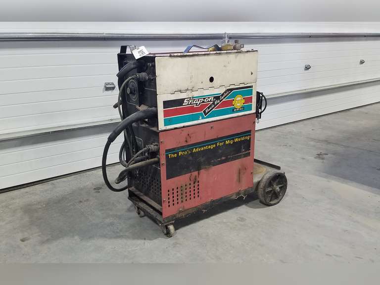 Snap-on Muscle Mig System MM250SL Welder - Adam Marshall Land & Auction ...