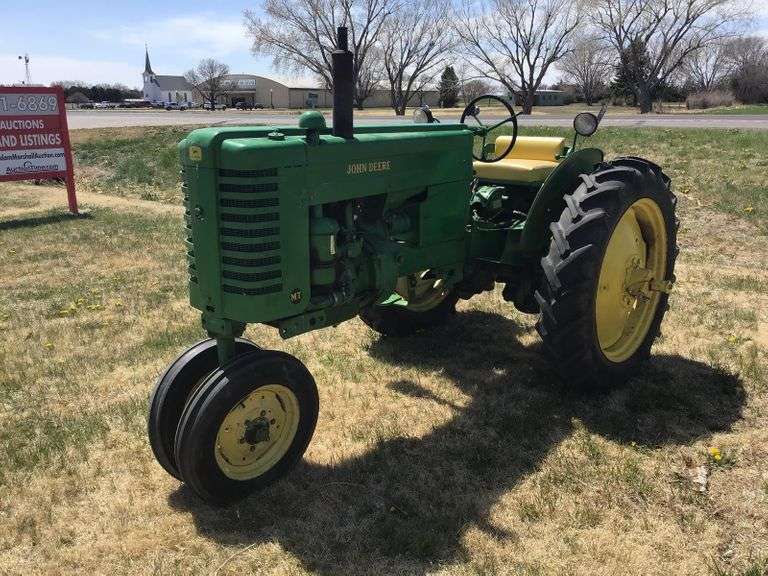 1949 John Deere MT Tractor - Adam Marshall Land & Auction, LLC