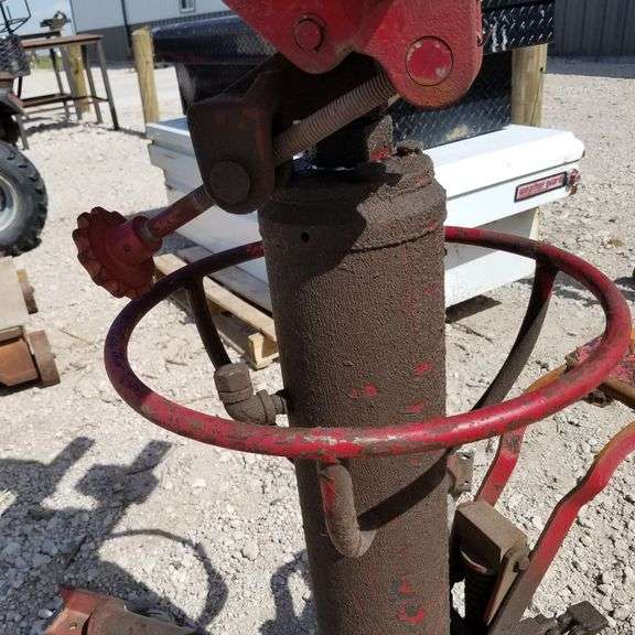 Fuel Tank Jack - Adam Marshall Land & Auction, LLC