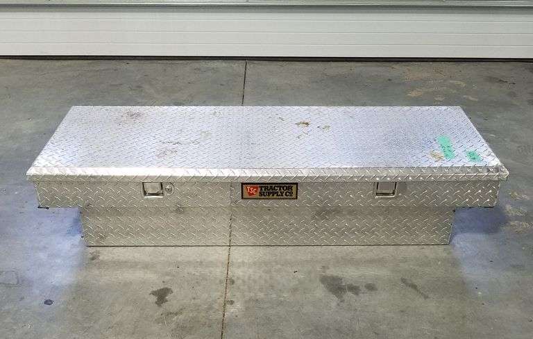 TSC Pickup Cross Over Diamond Tread Tool Box - Adam Marshall Land ...