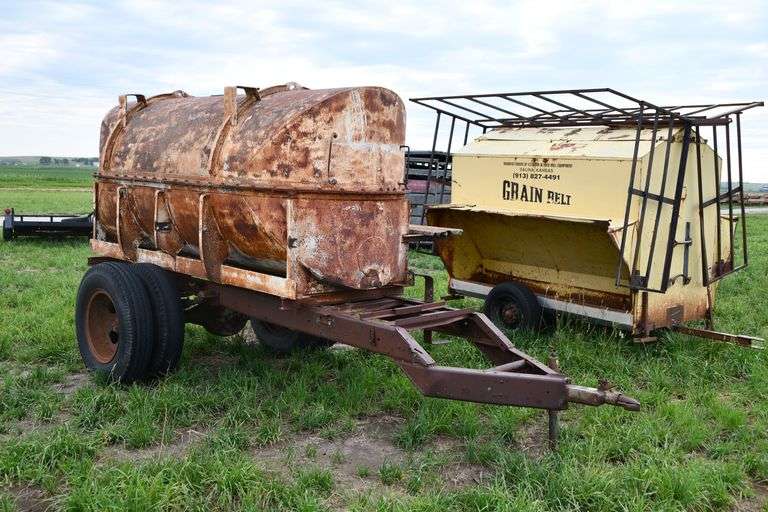 500 Gallon Water Wagon Traile - Adam Marshall Land & Auction, LLC