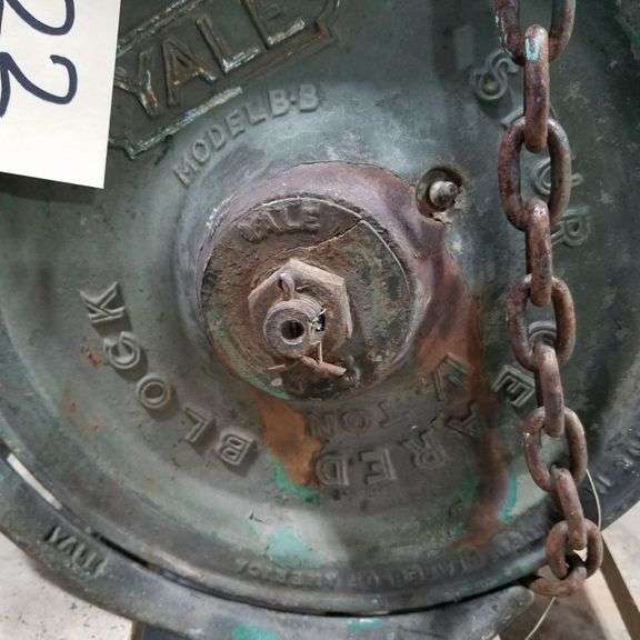 Vintage Yale 1-1/2 Ton Model B-B Spur Geared Block Chain Hoist - Adam ...