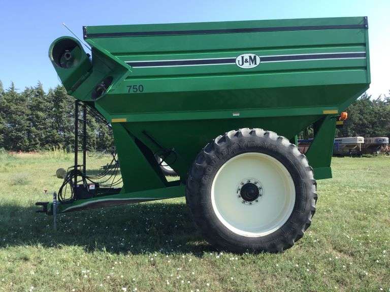 J&M 750 Bushel Grain Cart - Adam Marshall Land & Auction, LLC