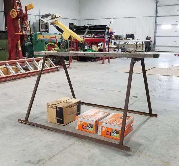 Do-All Traps Clay Target Thrower - Mounted on Frame - W/(3) Boxes of ...