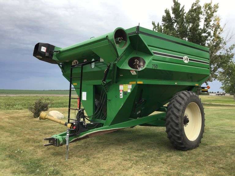 J&M 750 Bushel Grain Cart - Adam Marshall Land & Auction, LLC