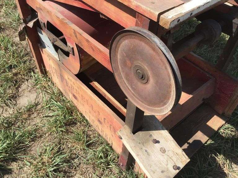 AT Ferrell Clipper Cleaner - Adam Marshall Land & Auction, LLC