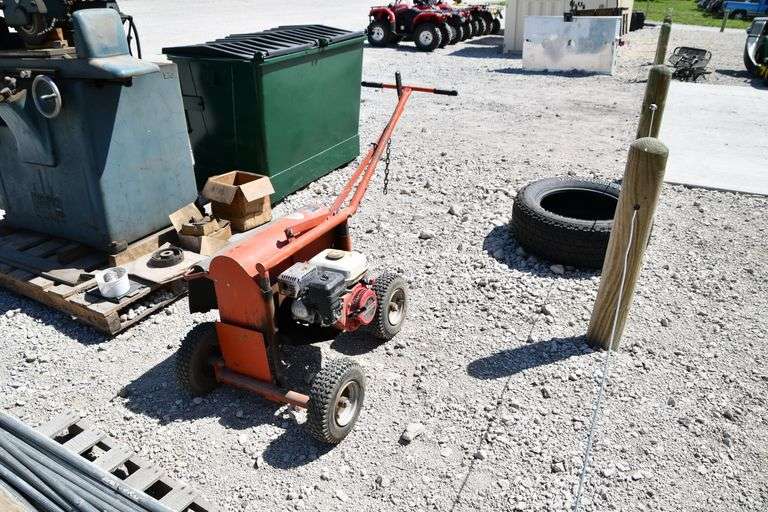 Kwik Trench Ditch Digger KT-200 - Adam Marshall Land & Auction, LLC