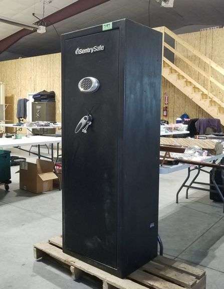 Sentry Gun Safe (14 Long Guns) W/Keys & Code - Adam Marshall Land ...