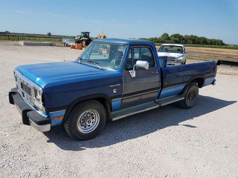 1991.5 Dodge D250 Ram - Diesel - Adam Marshall Land & Auction, LLC