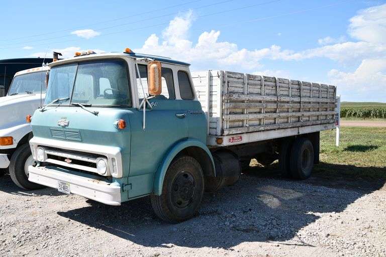 Chevrolet Viking 60 Cabover Grain Truck - Adam Marshall Land & Auction, LLC