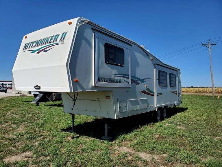 1998 Hitch Hiker 30.5FT 5th Wheel Camper Trailer - Adam Marshall Land ...