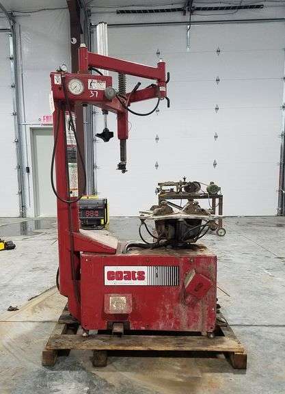 Coates 5065A Rim Clamp Tire Machine - Adam Marshall Land & Auction, LLC