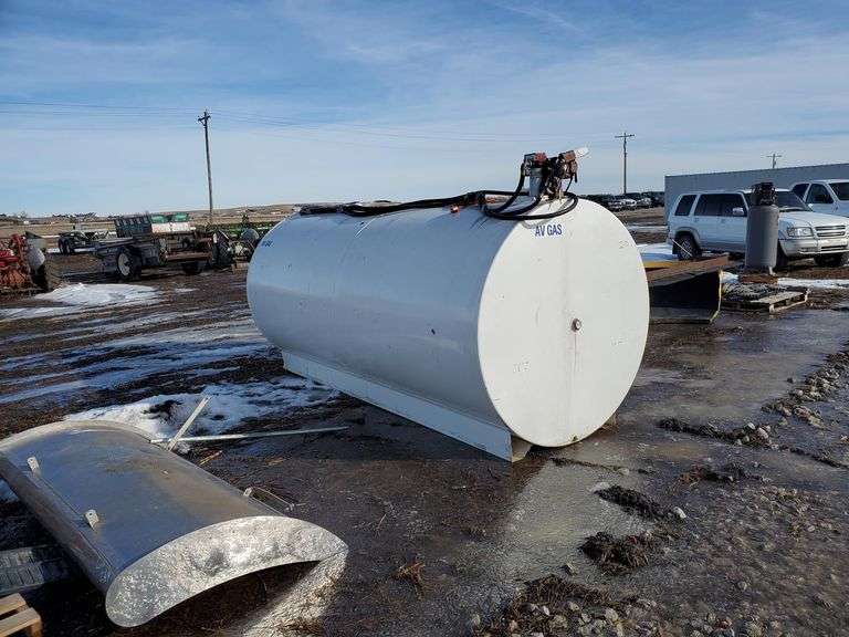 2000 Gallon Fuel Tank with Pump - Adam Marshall Land & Auction, LLC