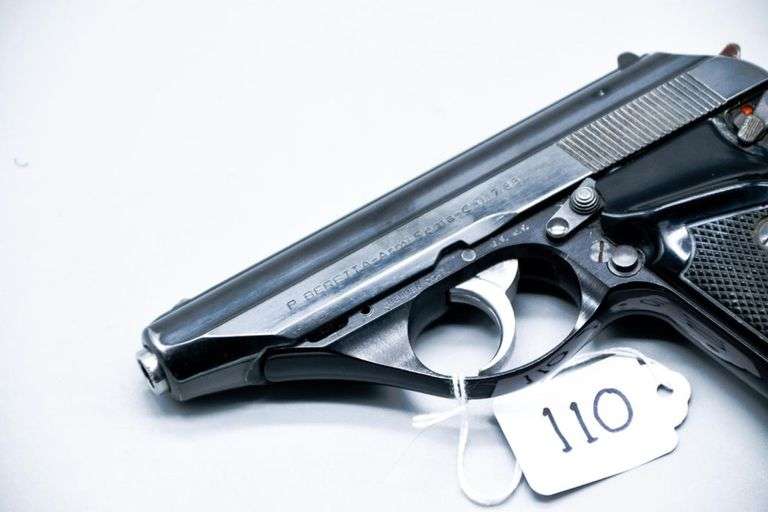 P. Beretta Model 90 Pistol - 7.65 MM/32 ACP - SN: 24105 BR - Adam ...