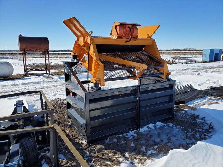 Paladin US70 Vibratory Rock Screen - Adam Marshall Land & Auction, LLC
