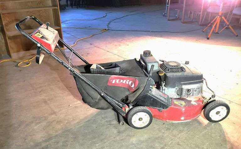 Toro Proline Self-Propelled Commercial Walk Behind Mower - Adam ...
