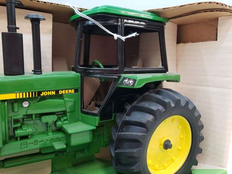 John Deere #5587 ERTL 1/16 4955 MFWD Tractor - Adam Marshall Land ...