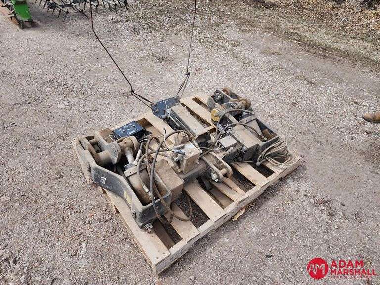Accu-Trak 3PT Guidance Hitch - Adam Marshall Land & Auction, LLC