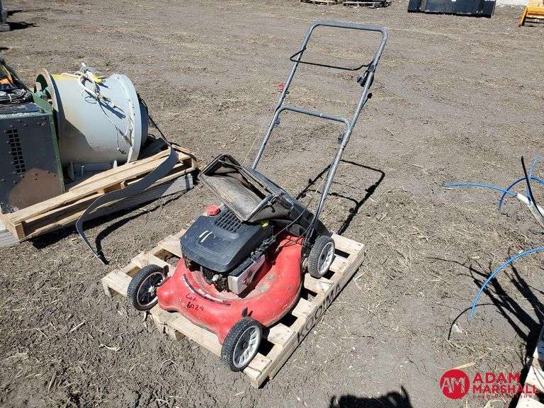 Yard Machine 21IN Push Mower w/ Bagger - Adam Marshall Land & Auction, LLC