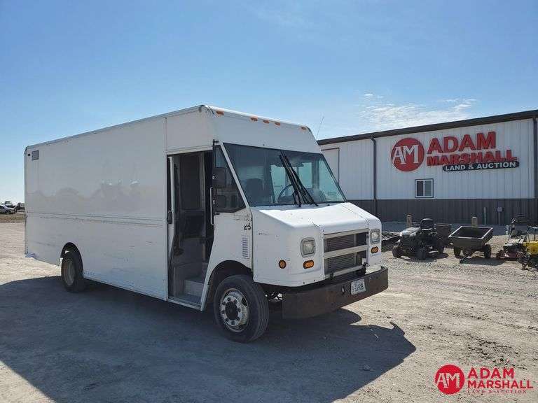 2005 Freightliner Utilimaster Box Truck MT45 - Diesel - Adam Marshall ...