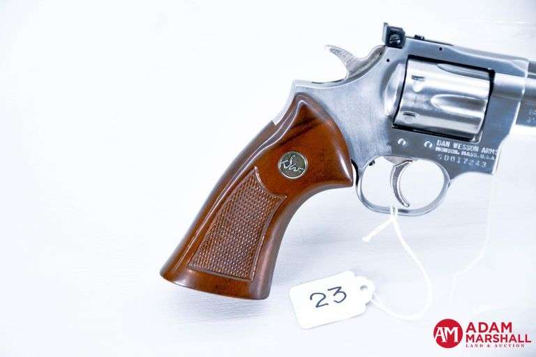 Dan Wesson Revolver - Model 15-2 HV - 357 Mag - SN: SD017243 - Adam ...