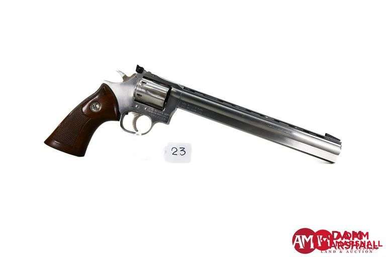 Dan Wesson Revolver - Model 15-2 HV - 357 Mag - SN: SD017243 - Adam ...