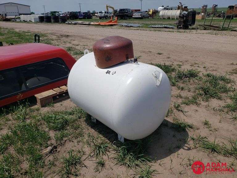 125 Gallon Propane Tank - Adam Marshall Land & Auction, LLC