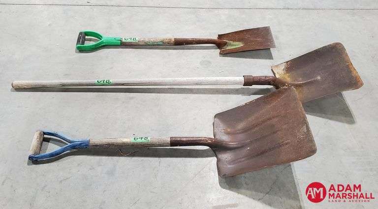 (2) Square Point Shovels & Tile Spade - Adam Marshall Land & Auction, LLC