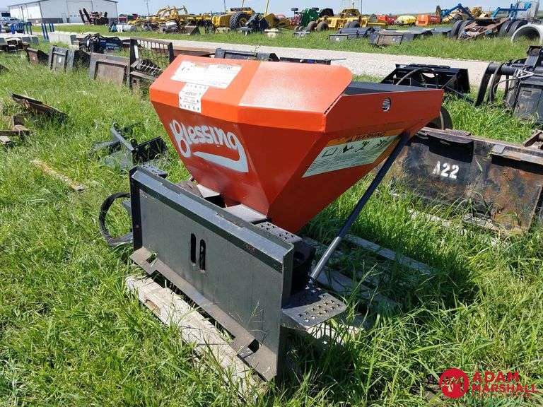 Hs8 BobCat Spreader - Adam Marshall Land & Auction, LLC