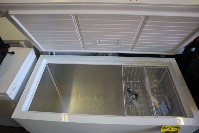 Chest Freezer-Tested and Working Scratch and Dent - Matthews Auctioneers