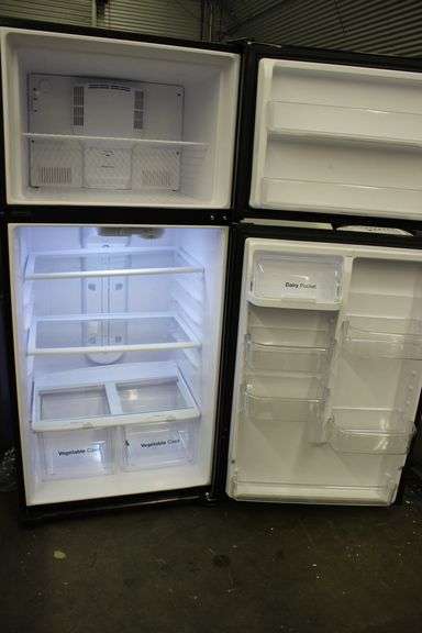 Criterion Refrigerator 18cu ft - Matthews Auctioneers