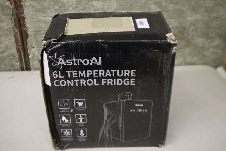 6L Temperature Control Fridge - Matthews Auctioneers