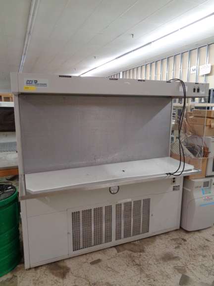 1 -CLEAN AIR WORK STATION - Matthews Auctioneers