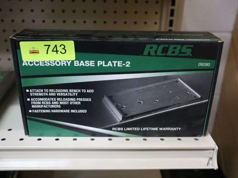2 RCBS ACCESSORY BASE PLATES - Matthews Auctioneers